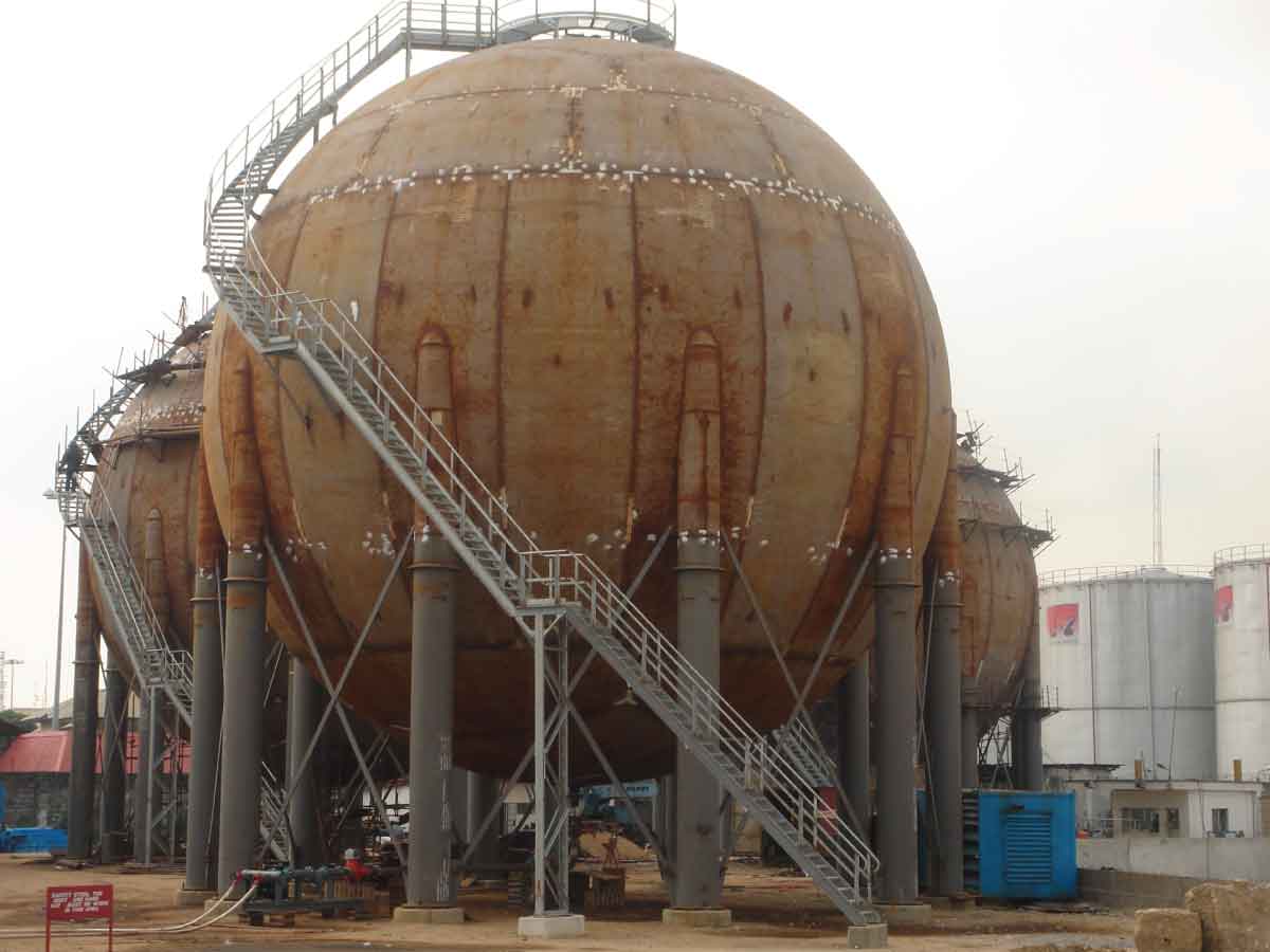 Naftoserwis In The Process Of Construction Of Fuel Tanks